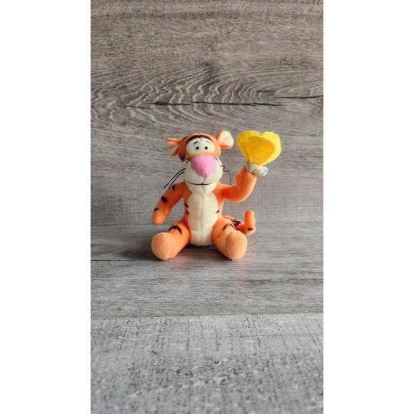 Disney | Toys | Vintage Disney Winnie The Pooh Spring Butterfly Tigger ...
